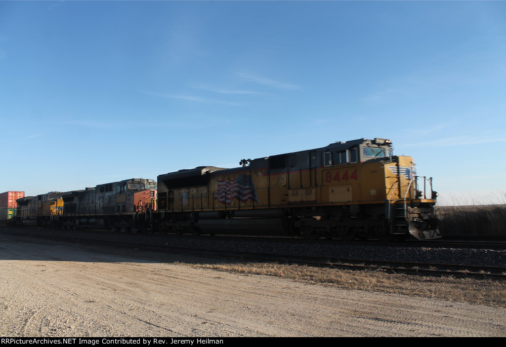 UP 8444 & others (2)